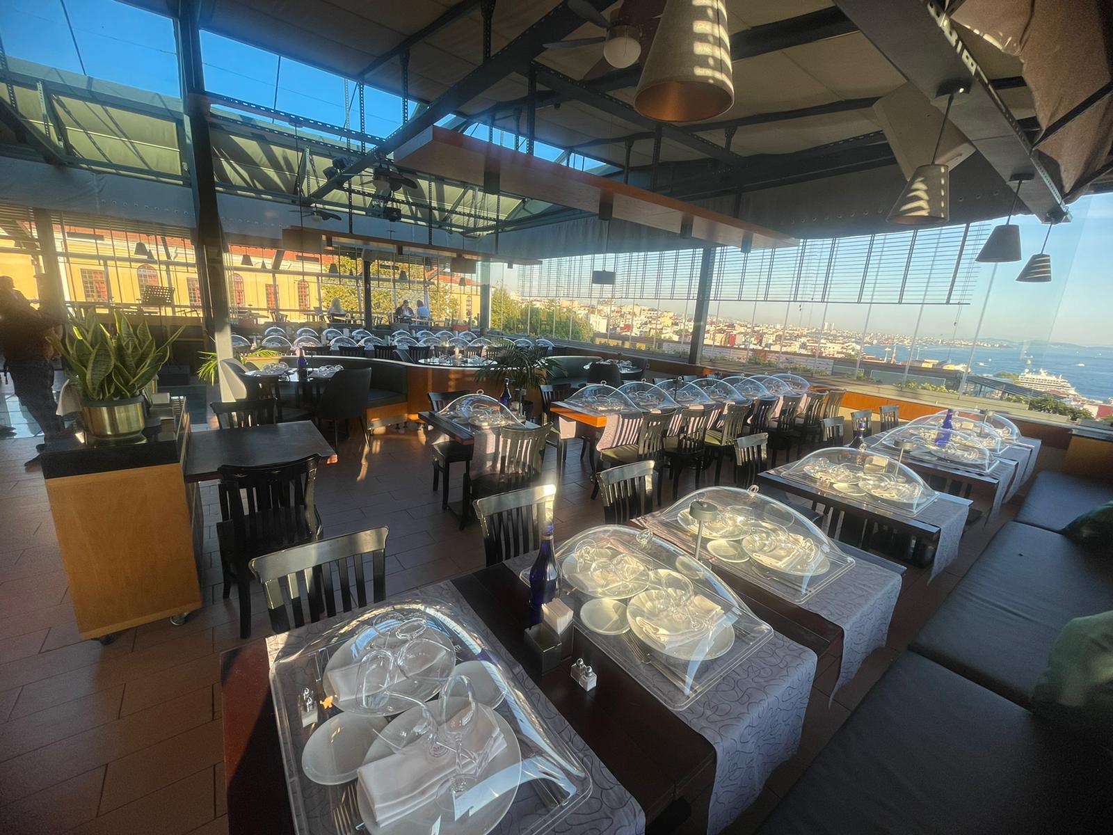 ProLongé İHTİYAÇLARIN BULUŞMA ADRESİ - Litera Restaurant